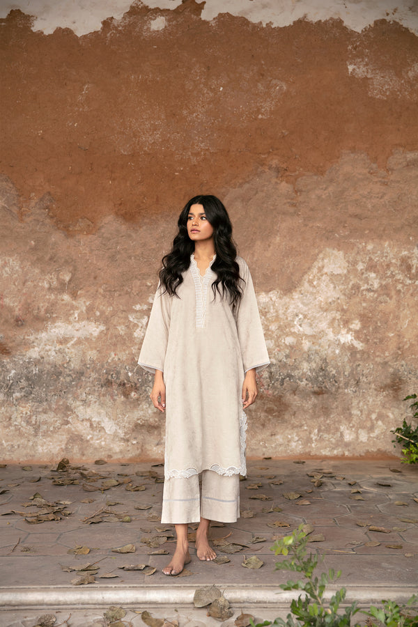 Studio Mehr | Casuals & Formals